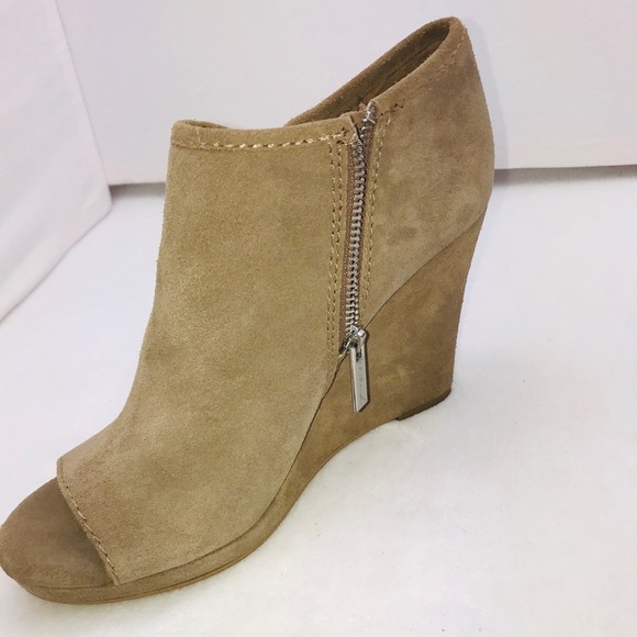 BCBGeneration | Shoes | Nwt Bcbgeneration Wedge Peep Toe Boots | Poshmark